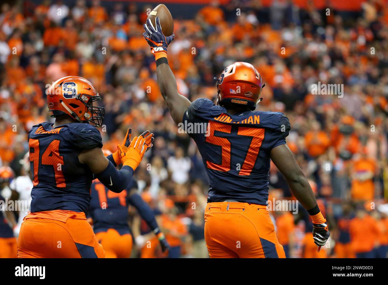November 09, 2018: Syracuse Orange defensive lineman Kingsley Jonathan ...