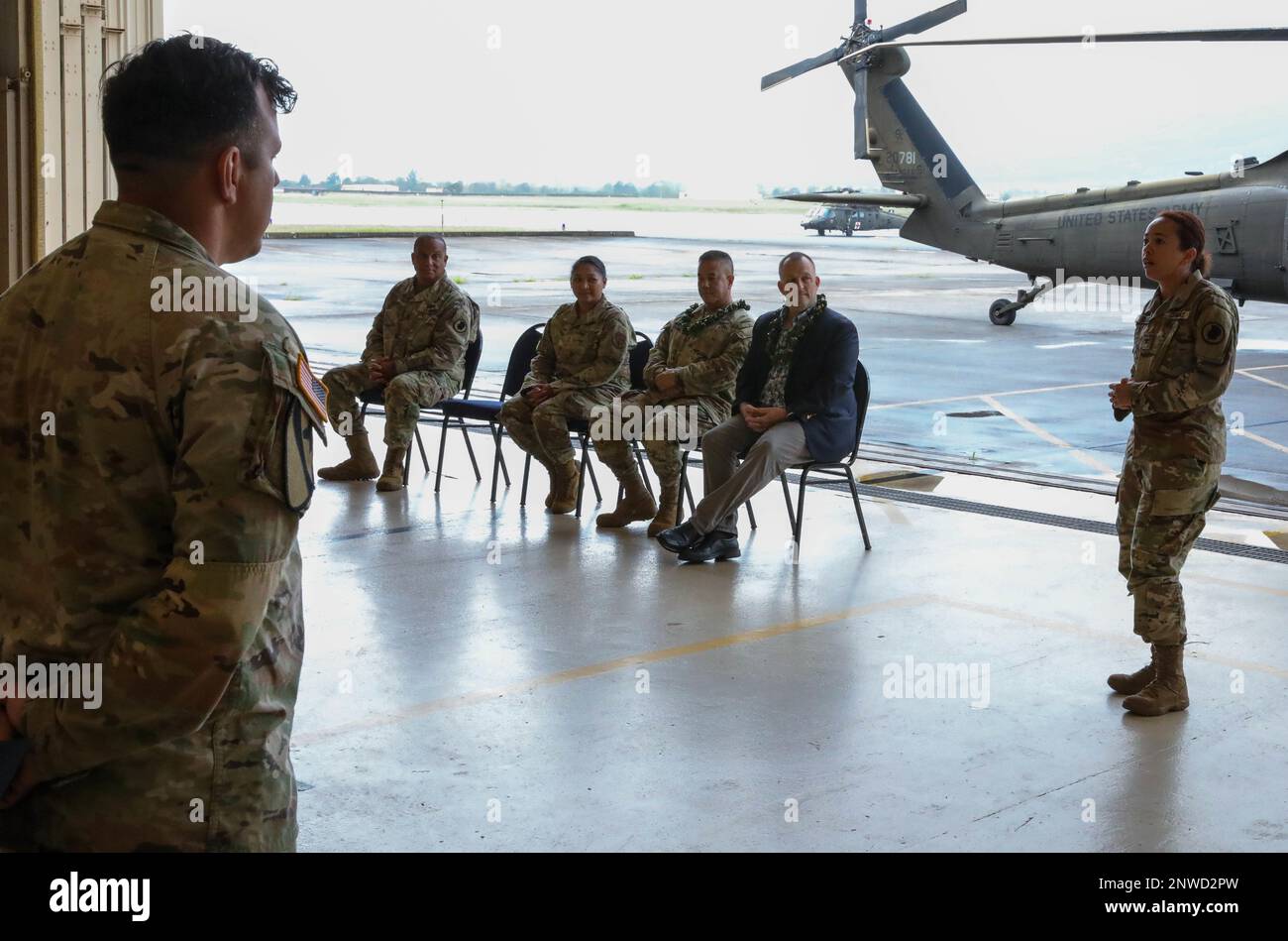 Col. Barbara Tucker addresses Hawaii Army National Guard (HIARNG ...