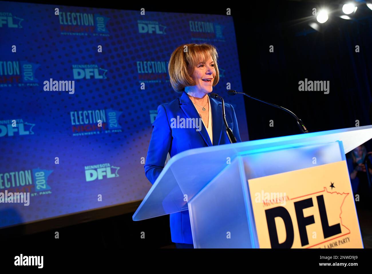 CORRECTS HER NAME TO TINA SMITH, NOT HOUSLEY - Sen. Tina Smith gives ...