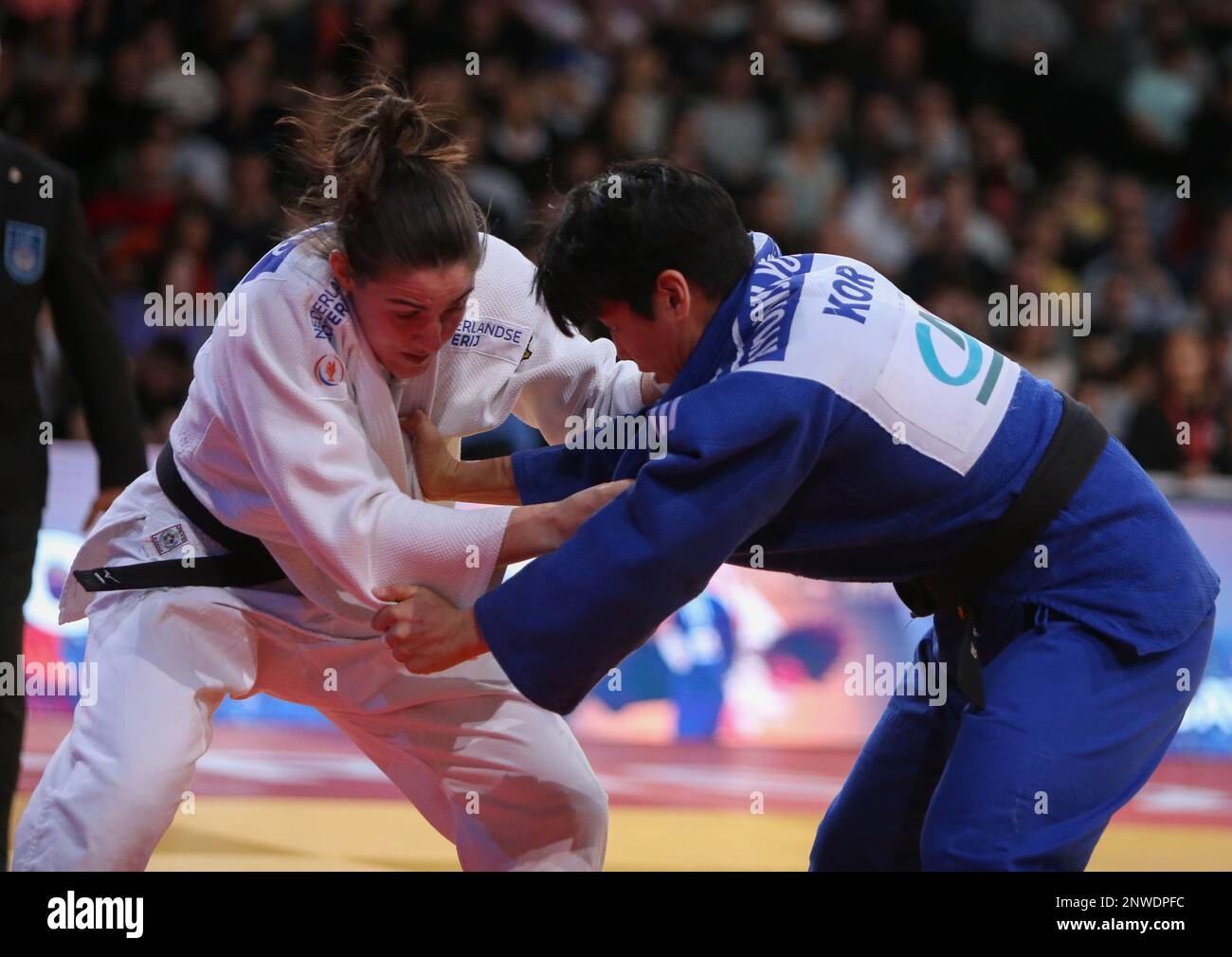 STEENHUIS GUUSJE of NETHERLANDS and YOON HYUNJI of REPUBLIC OF KOREA ...