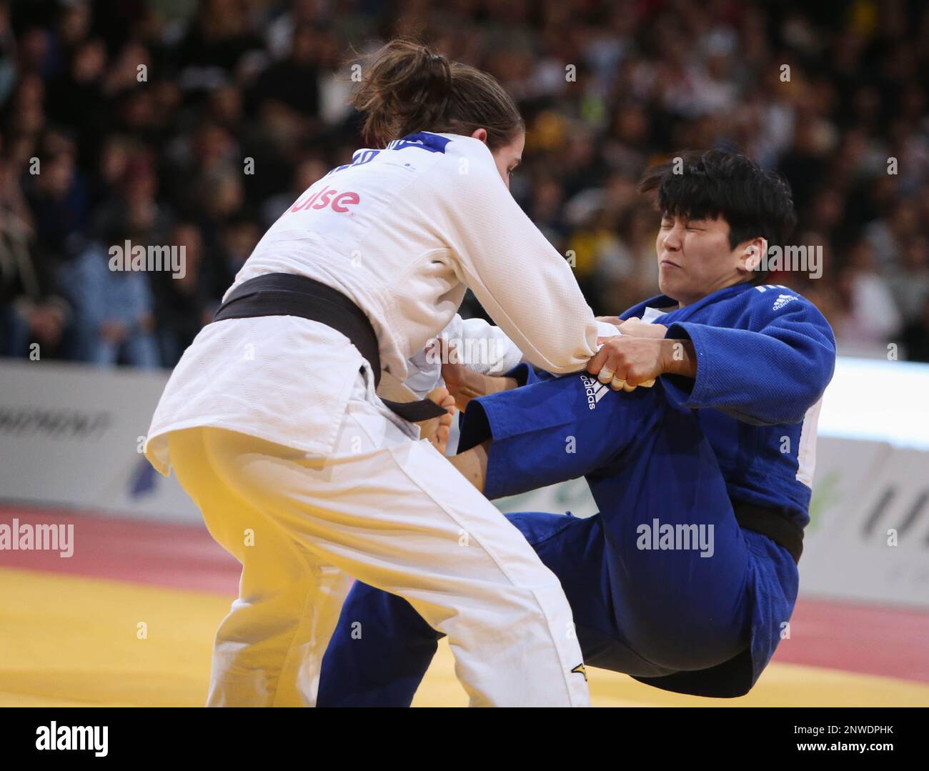 STEENHUIS GUUSJE of NETHERLANDS and YOON HYUNJI of REPUBLIC OF KOREA ...