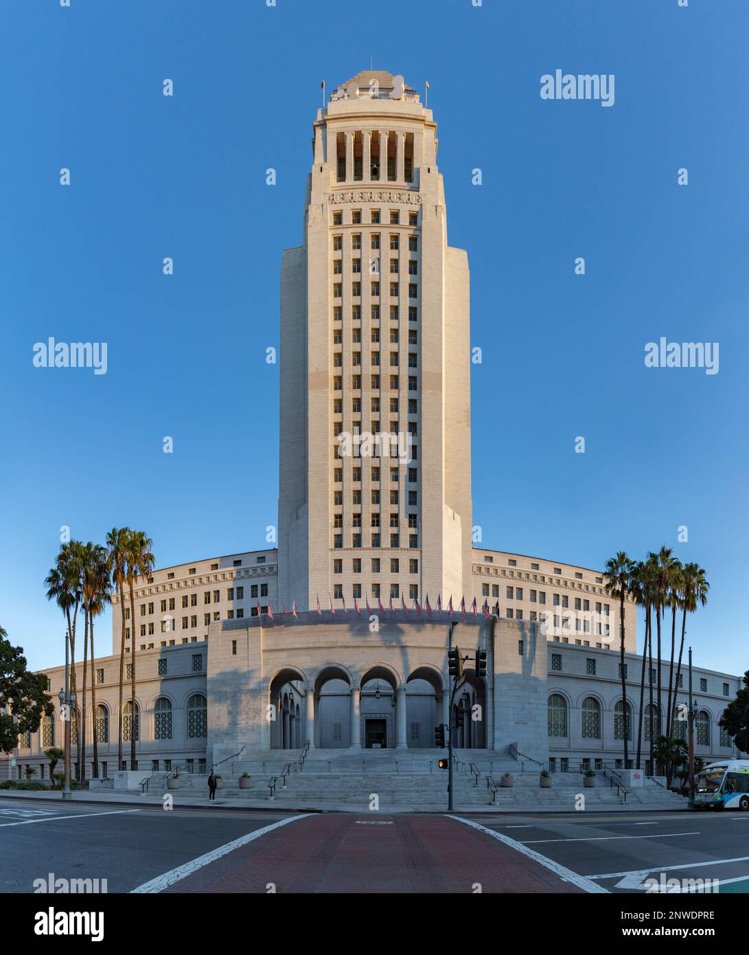 Tower los angeles city hall hi-res stock photography and images - Alamy