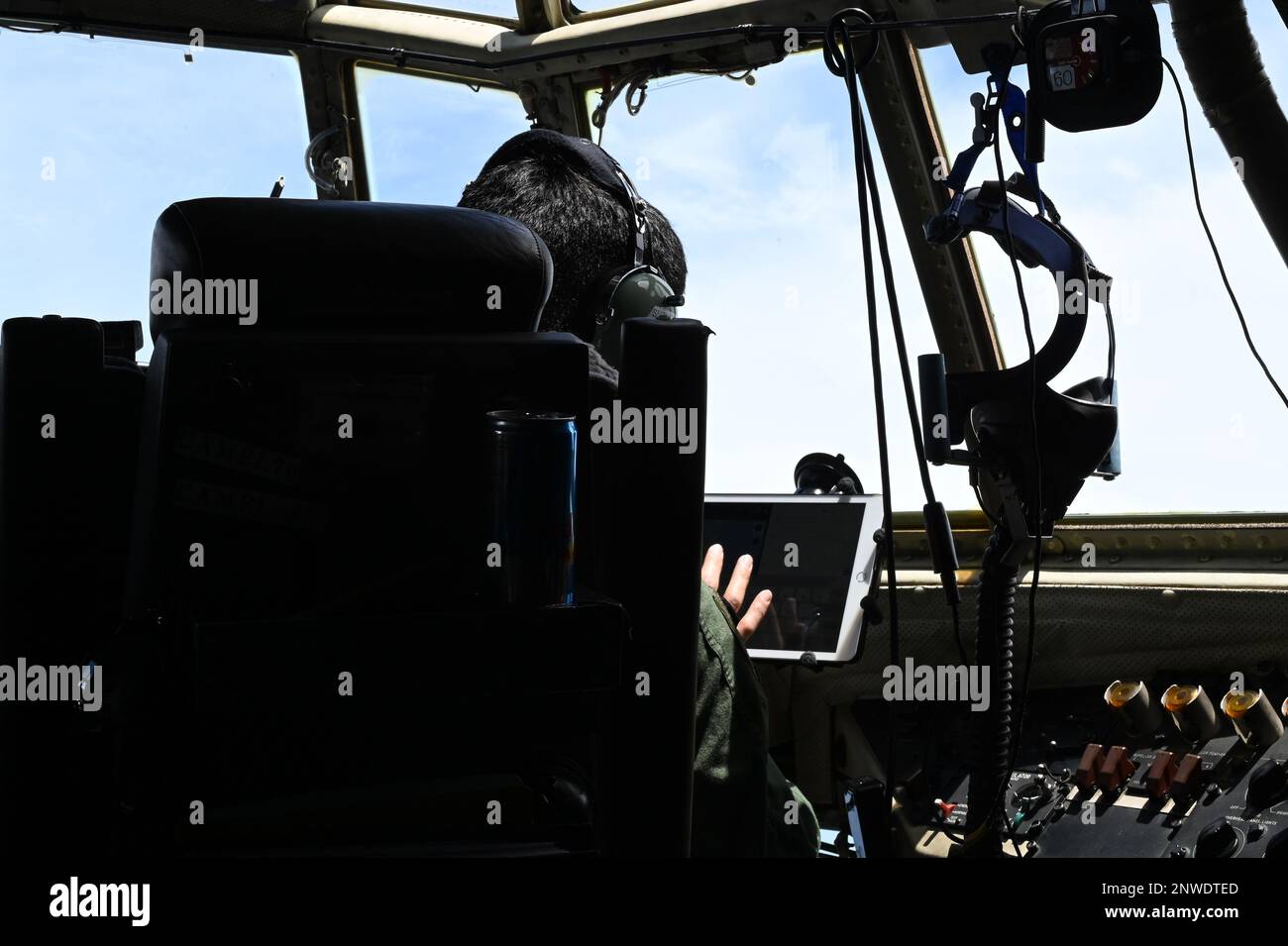 Japan Air Self-Defense Force of the 1st Tactical Airlift Wing member ...