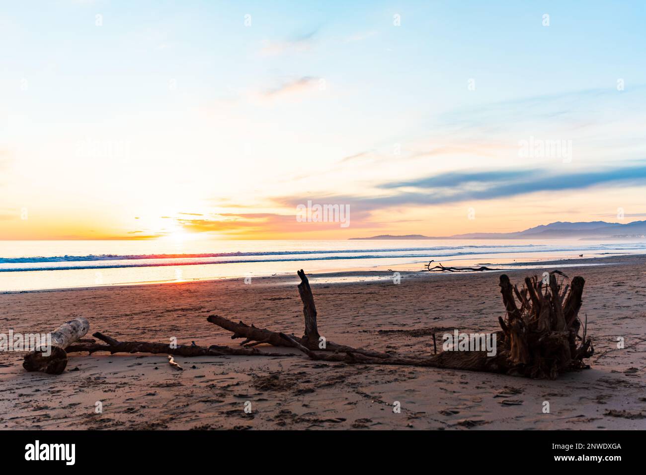 Super sunset in the beach of carpinteria in santa barbara california ...