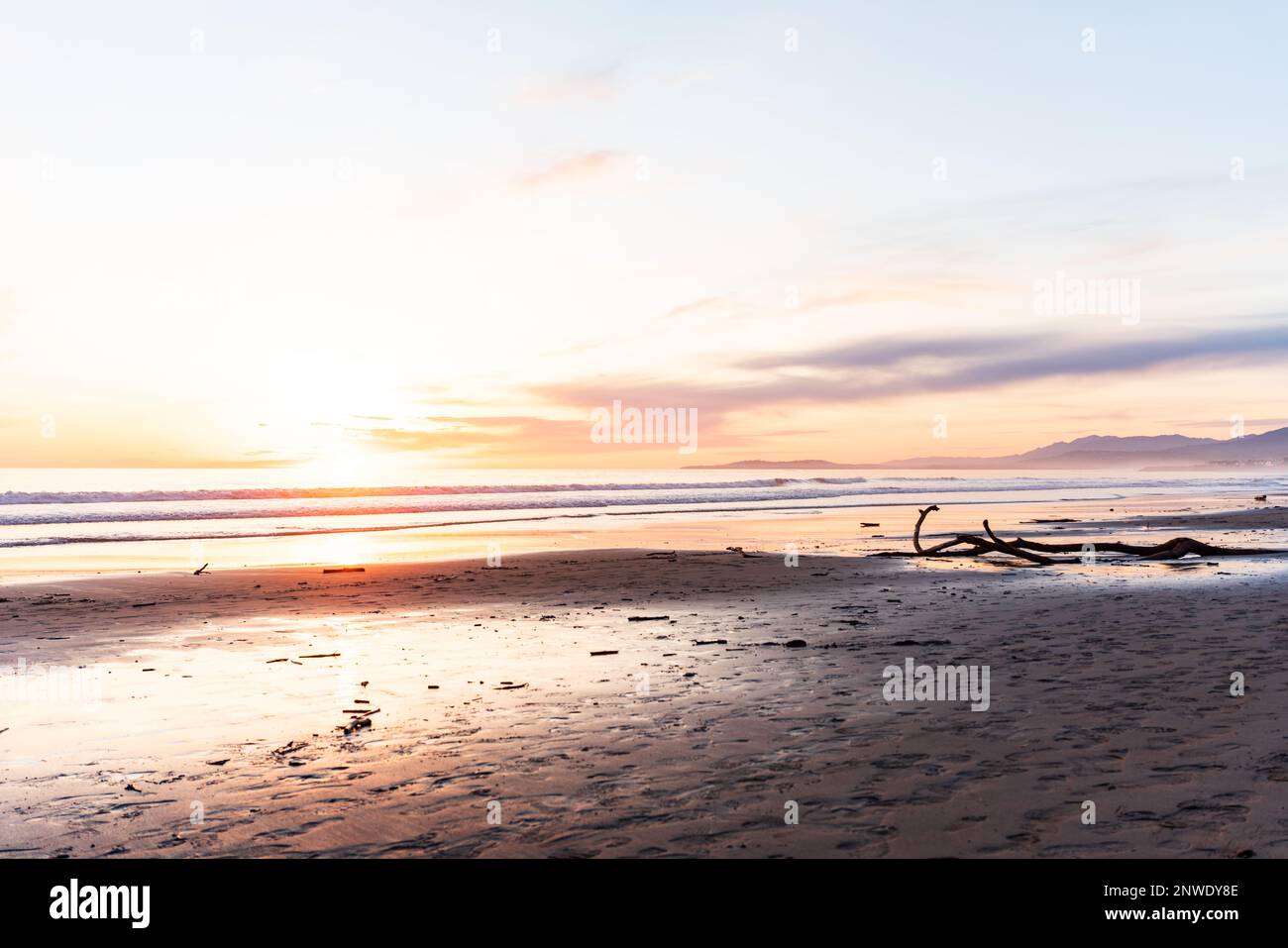 Super sunset in the beach of carpinteria in santa barbara california ...