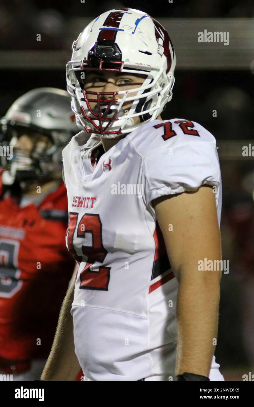 ALABASTER, AL - OCTOBER 26: Hewitt-Trussville offensive lineman Pierce ...