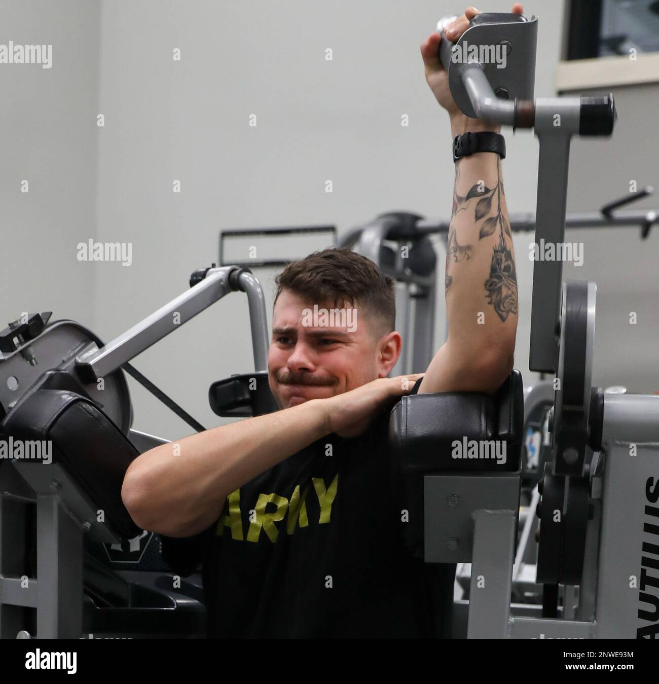 A U.S. Army Soldier assigned to the 1st Infantry Division exercises ...