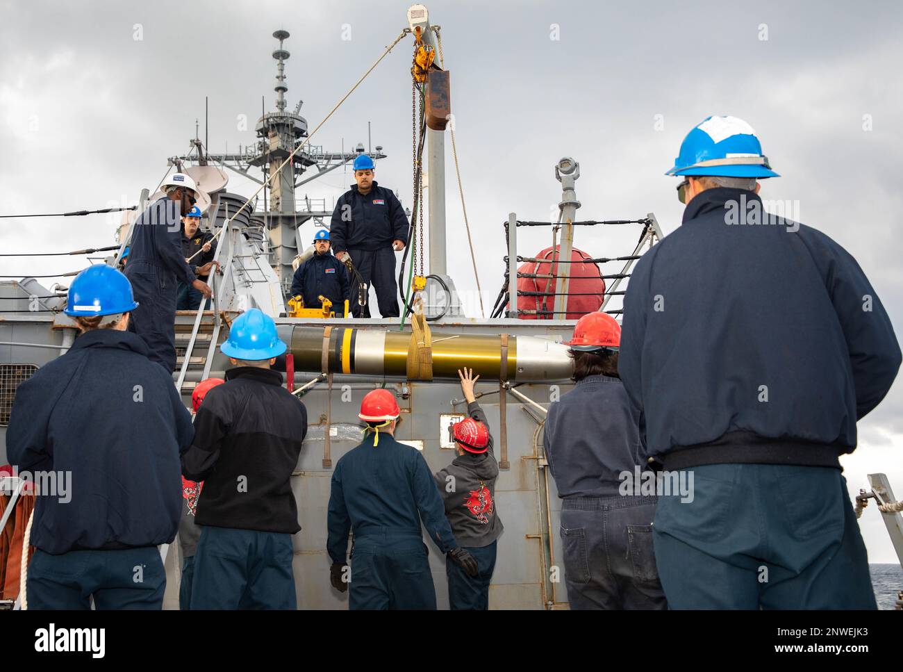 PHILLIPINE SEA (Jan. 20, 2023) Sailors load MK32 MOD15 Surface Vessel ...