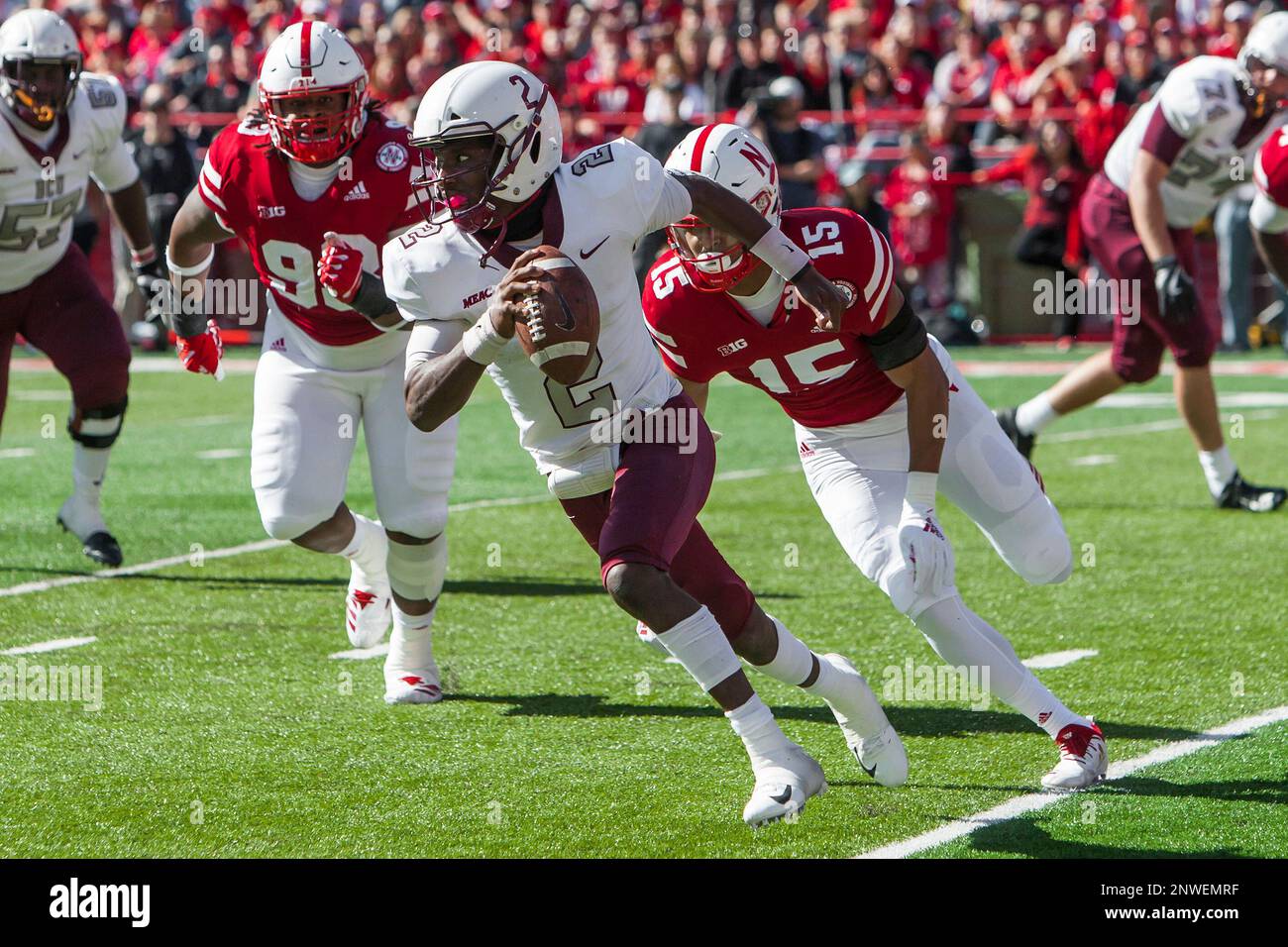 LINCOLN, NE - OCTOBER 27: Bethune Cookman Wildcats quarterback David ...
