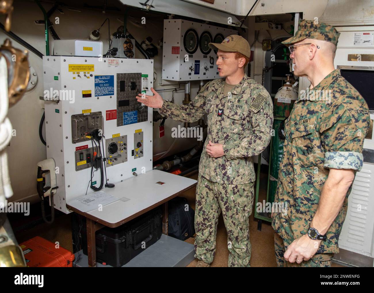 Diver second class hi-res stock photography and images - Alamy