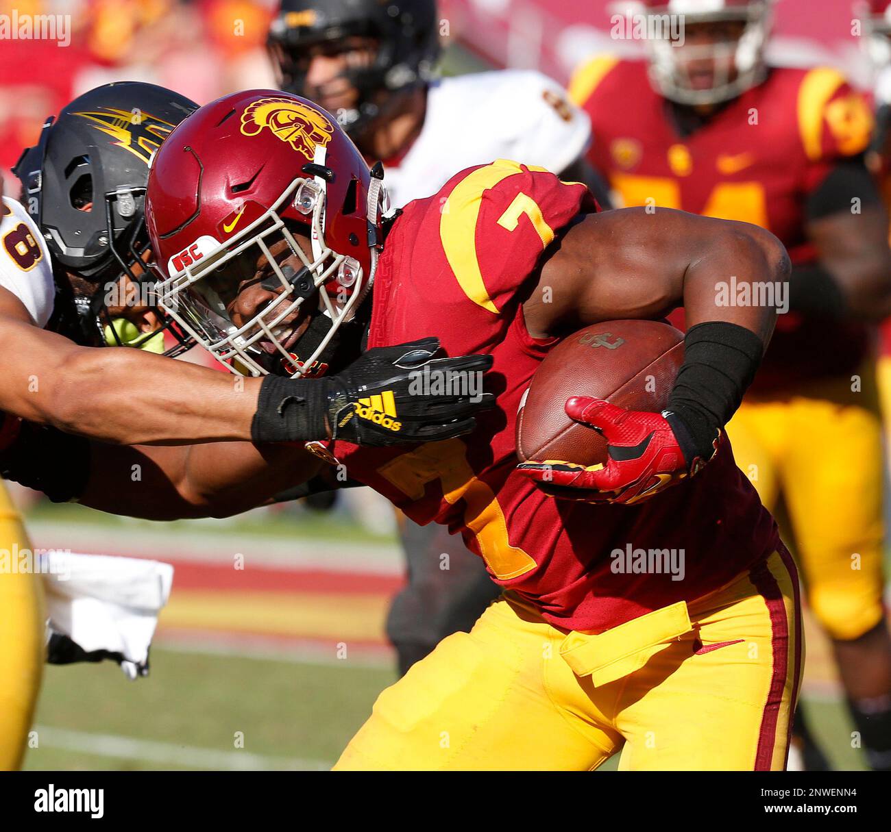 October 27, 2018 USC Trojans running back Stephen Carr #7 carries the ...