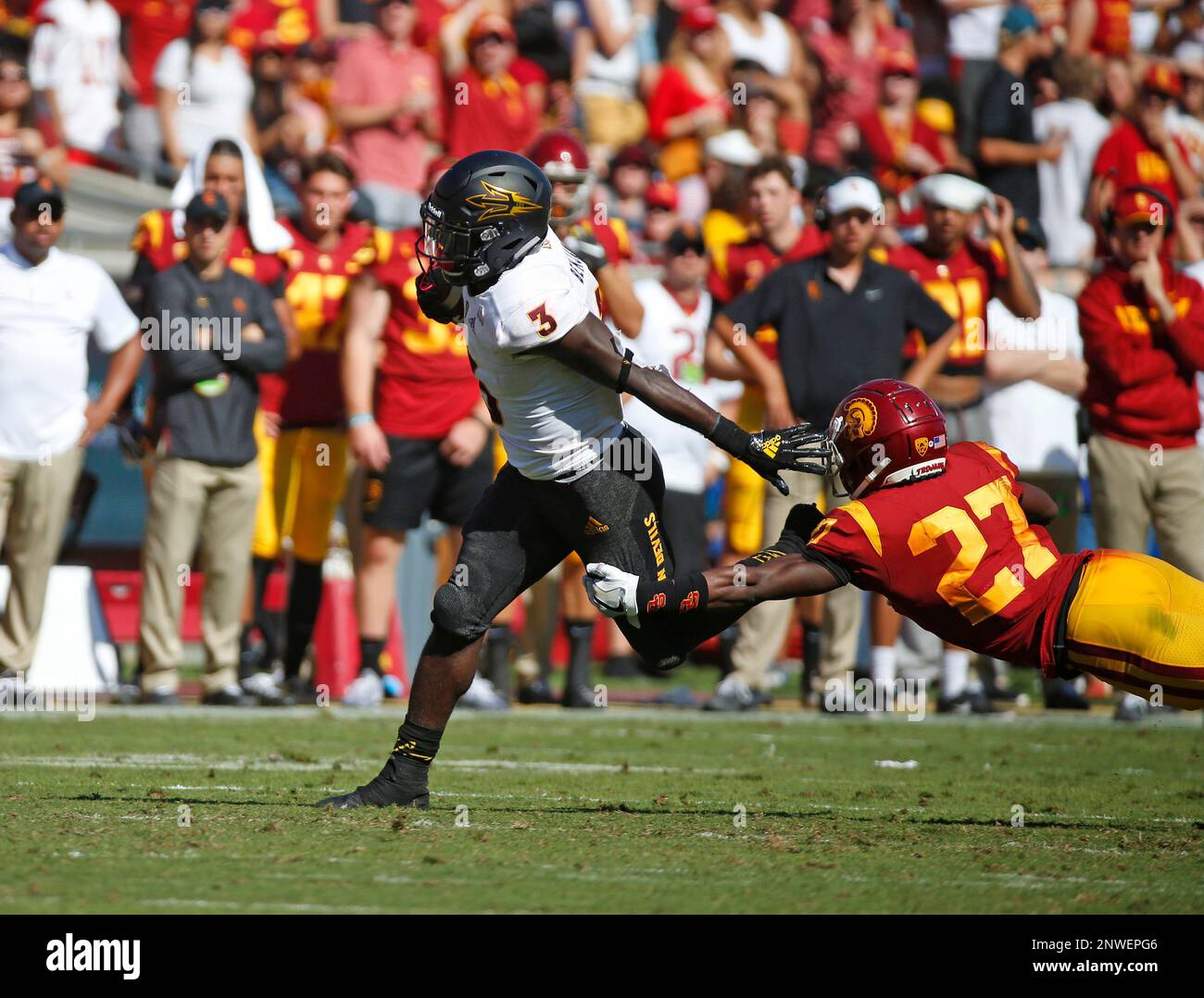 October 27, 2018 Arizona State Sun Devils running back Eno Benjamin #3 ...