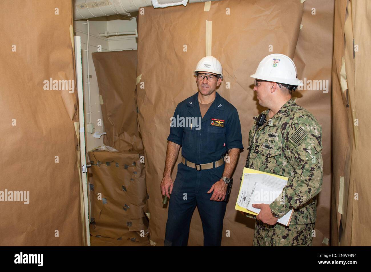 Supply and maintenance ships hi-res stock photography and images - Alamy