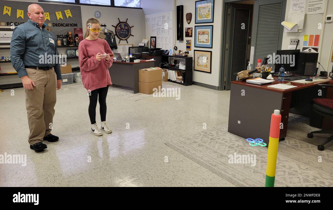 230131-N-LY580-1008 ALEXANDER CITY, Ala. (Jan. 31, 2023) Benjamin ...