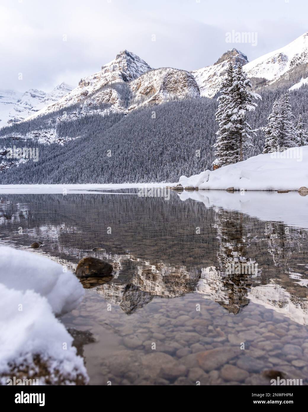 Lake Louise, Alberta, Canada - Incredible mountain scenery in winter ...