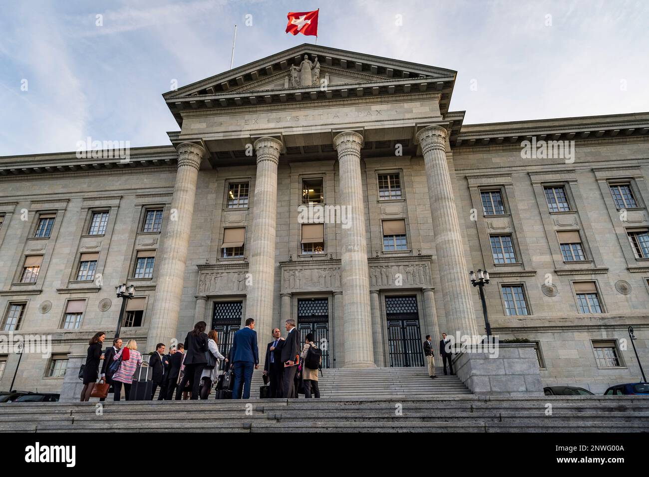 People and lawyers wait for a hearing at the Swiss Federal Court ...