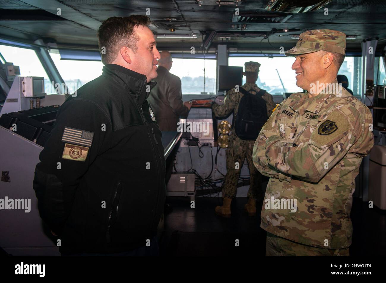 Defense contract management agency hi-res stock photography and images ...