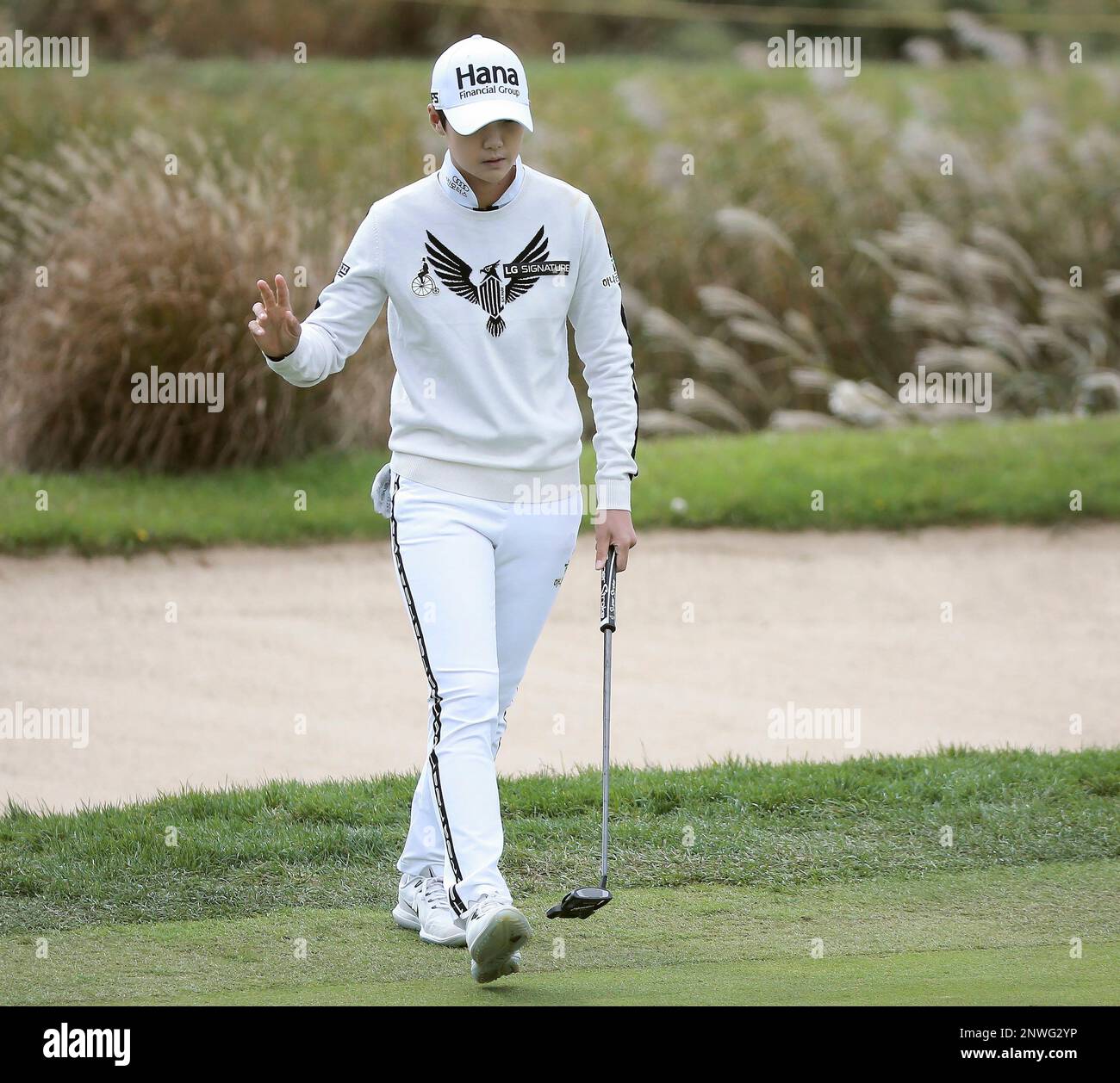 October 11, 2018 - Incheon, South Korea - Sung Hyun Park of South Korea action on the 7th hall ...