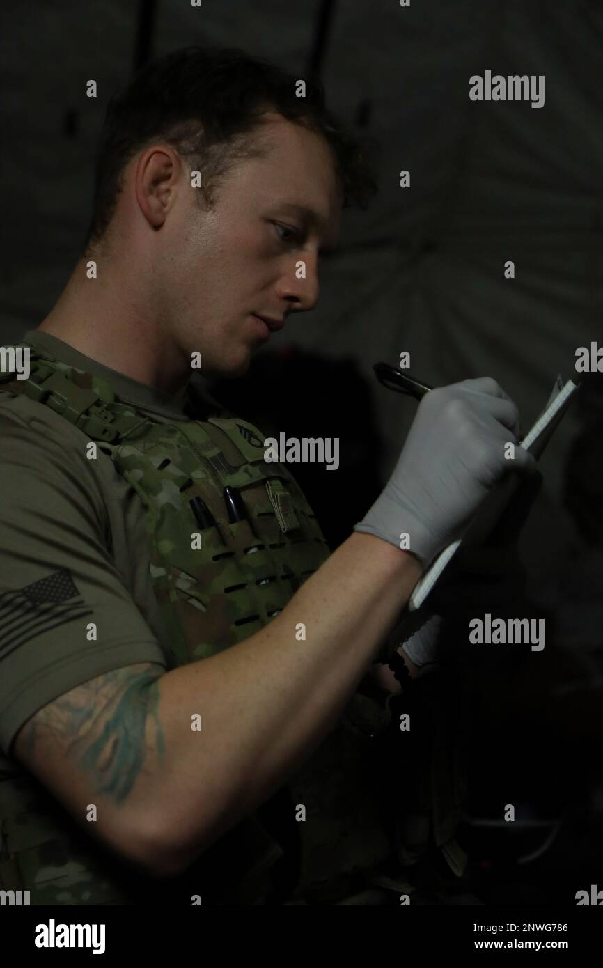 Soldiers assigned to the 1st Battalion, 26th Infantry Regiment, 2nd ...