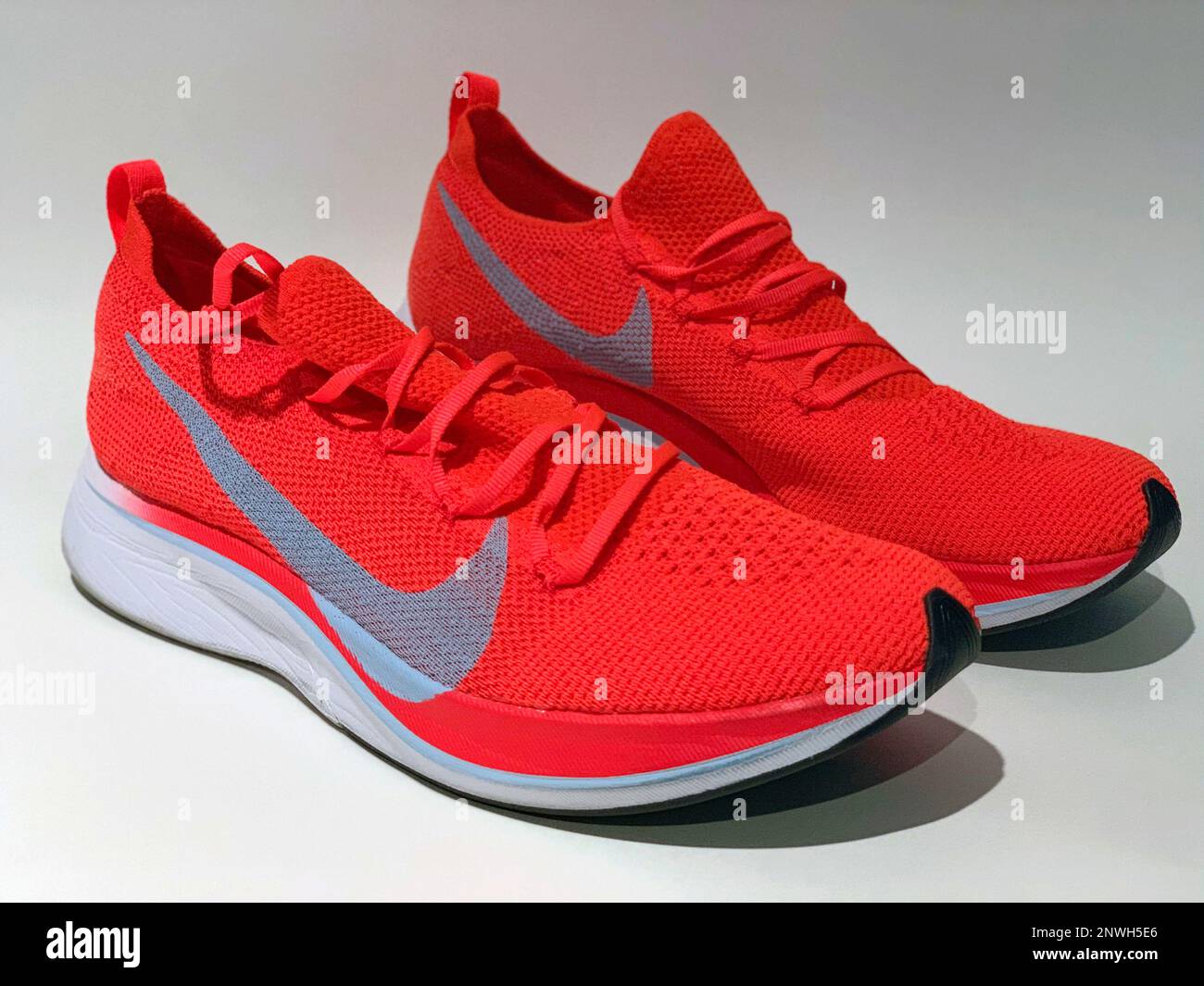 Detailed view of the Nike Zoomfly 4% FlyKnit released on Thursday, Oct ...