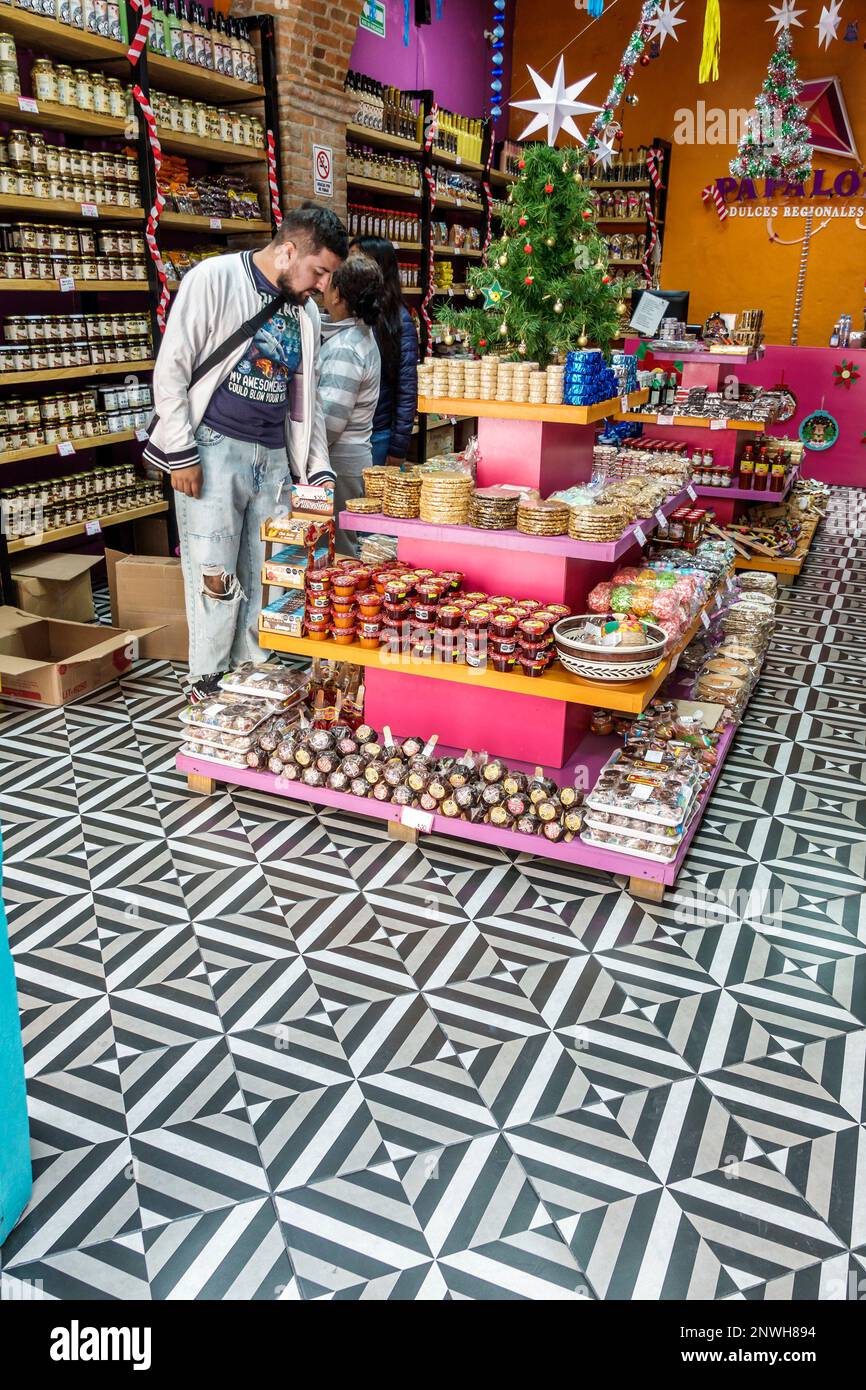 Buying sweets from a sweet shop hi-res stock photography and images - Alamy