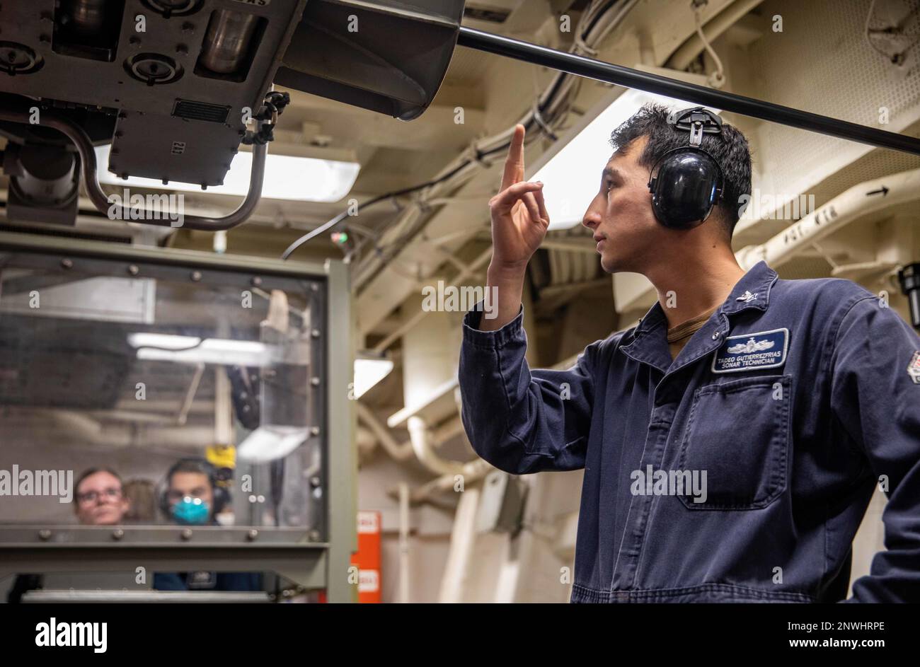 ATLANTIC OCEAN (Jan. 3, 2023) Sonar Technician (Surface) 2nd Class ...
