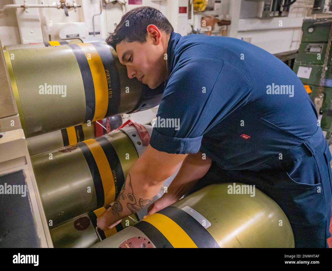 46 torpedo hi-res stock photography and images - Alamy