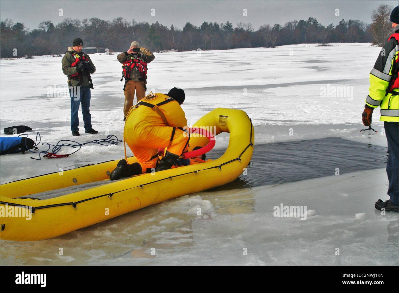 Surface ice rescue training hi-res stock photography and images - Alamy