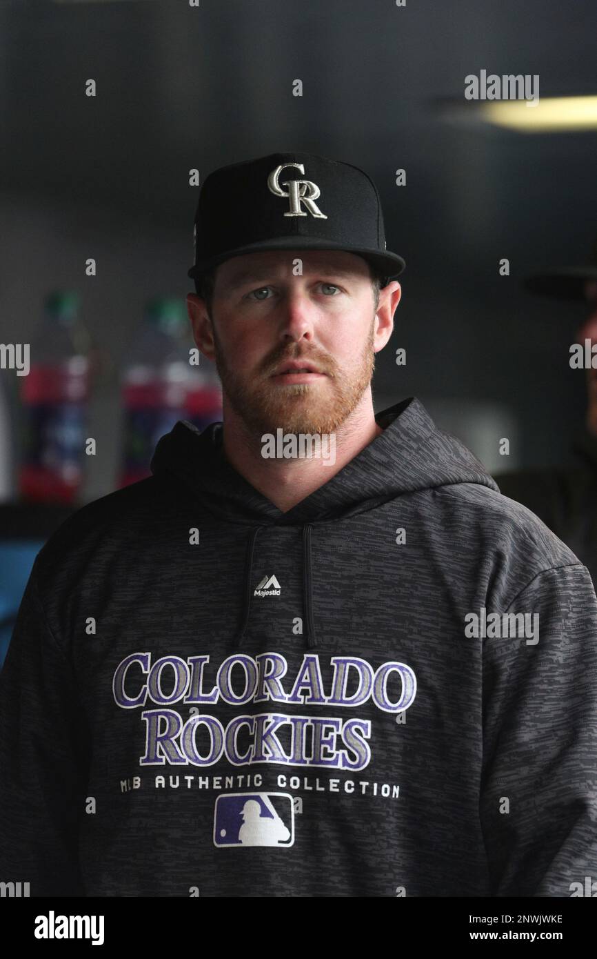 Colorado Rockies relief pitcher Chris Rusin (52) prepares for the game ...