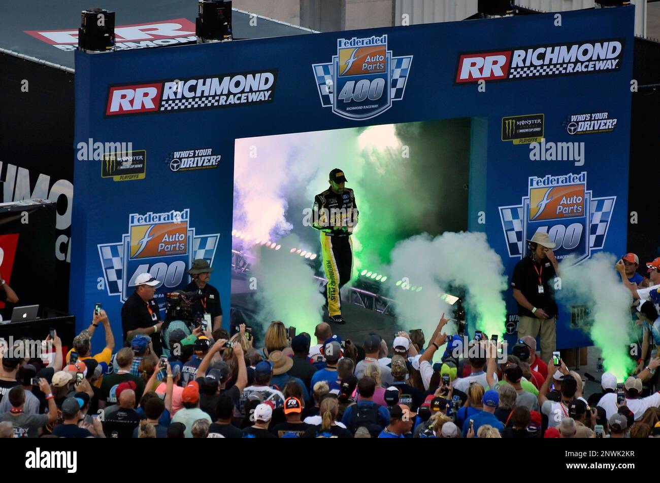 #6: Matt Kenseth, Roush Fenway Racing, Ford Fusion Performance Plus ...