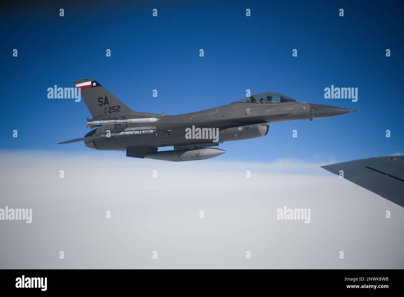 149 fighter wing hi-res stock photography and images - Alamy