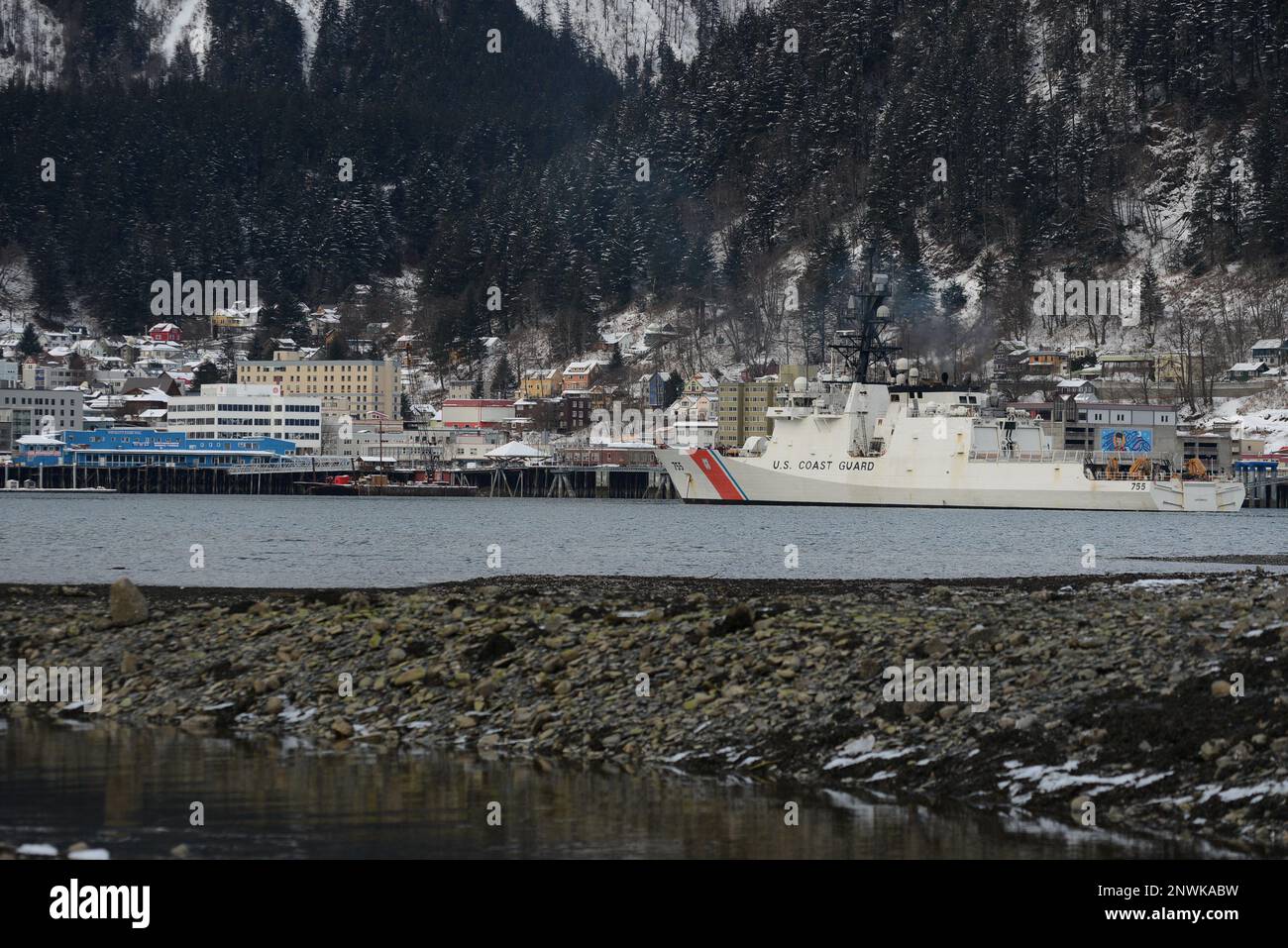 Coast Guard Cutter Munro [WMSL 755] arrives in Juneau, Alaska on Feb ...