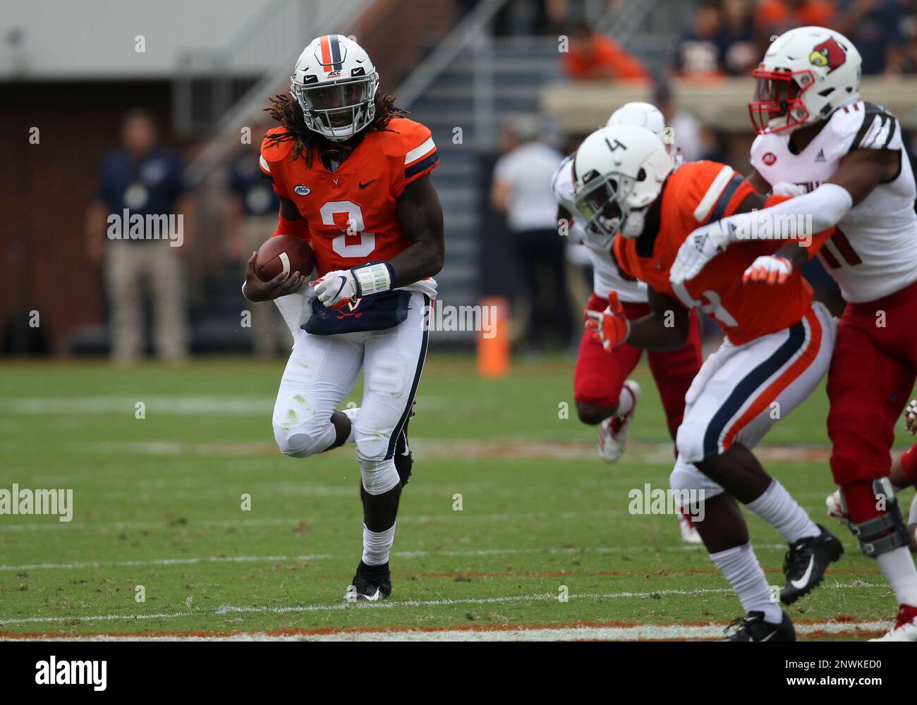 CHARLOTTESVILLE, VA - SEPTEMBER 22: Virginia quarterback Bryce Perkins ...