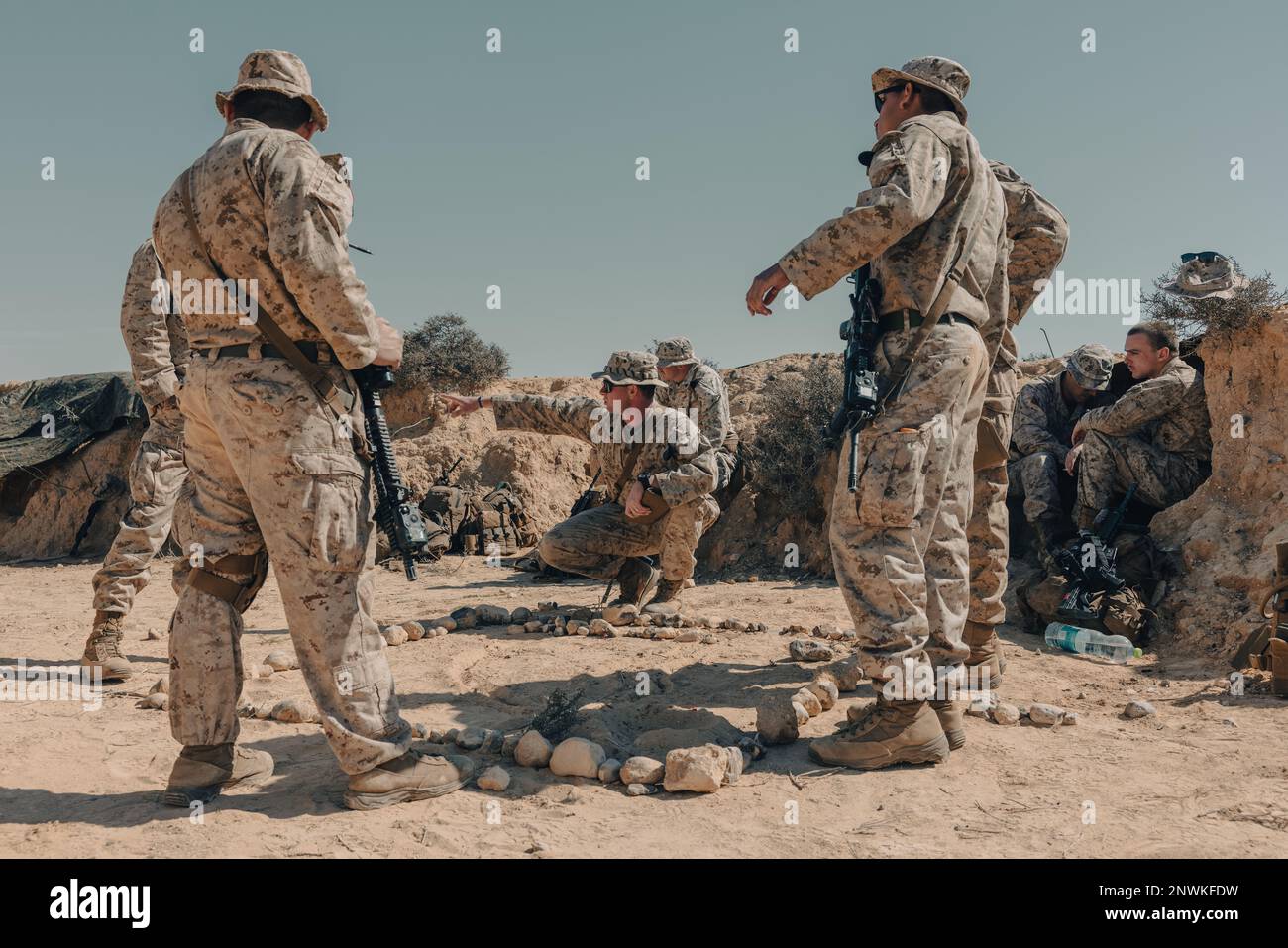 U.S. Marines with 2nd Assault Amphibian Battalion, 2nd Marine Division ...