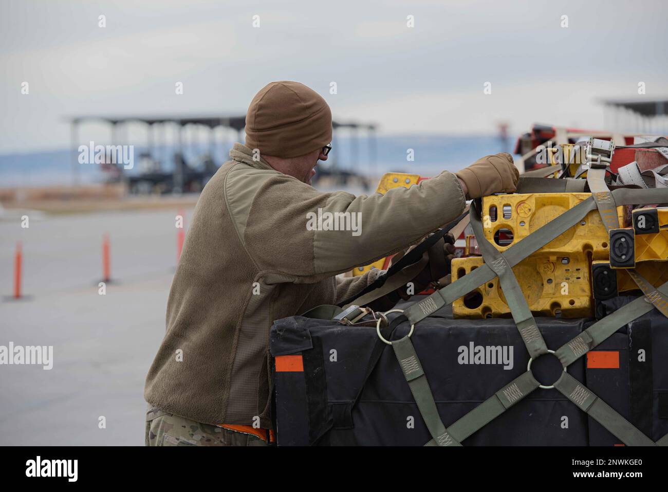 U.S. Air Force Tech. Sgt. Brian Barnes, 391st Fighter Generation ...