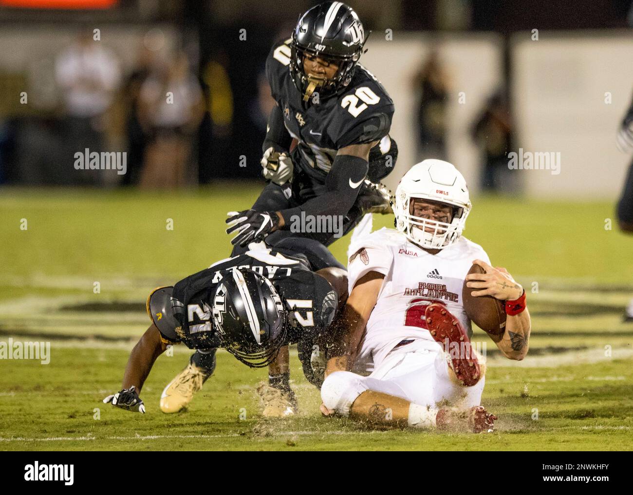 ORLANDO, FL - SEPTEMBER 21: Florida Atlantic Owls quarterback Chris ...