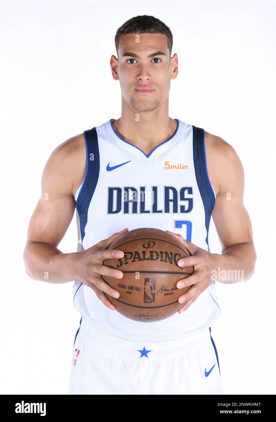 Sept 21, 2018: Dallas Mavericks center Dwight Powell #7 poses during ...