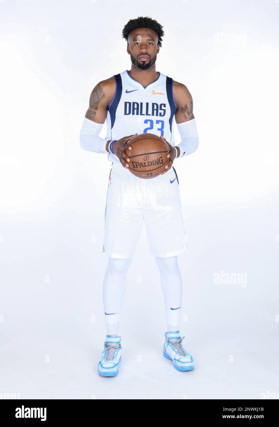 Sept 21, 2018: Dallas Mavericks guard Wesley Matthews #23 poses during ...