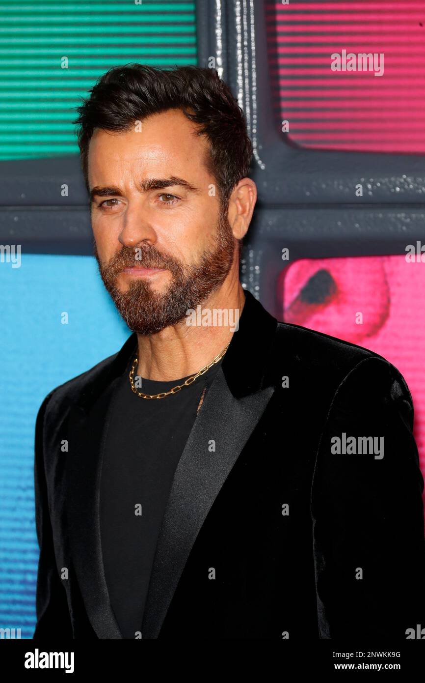 Photo by: John Nacion/STAR MAX/IPx 2018 9/20/18 Justin Theroux at the ... Photo by: John Nacion/STAR MAX/IPx 2018 9/20/18 Justin Theroux at the ...