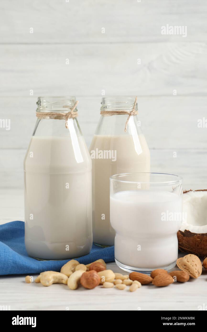 Nut milks hi-res stock photography and images - Alamy