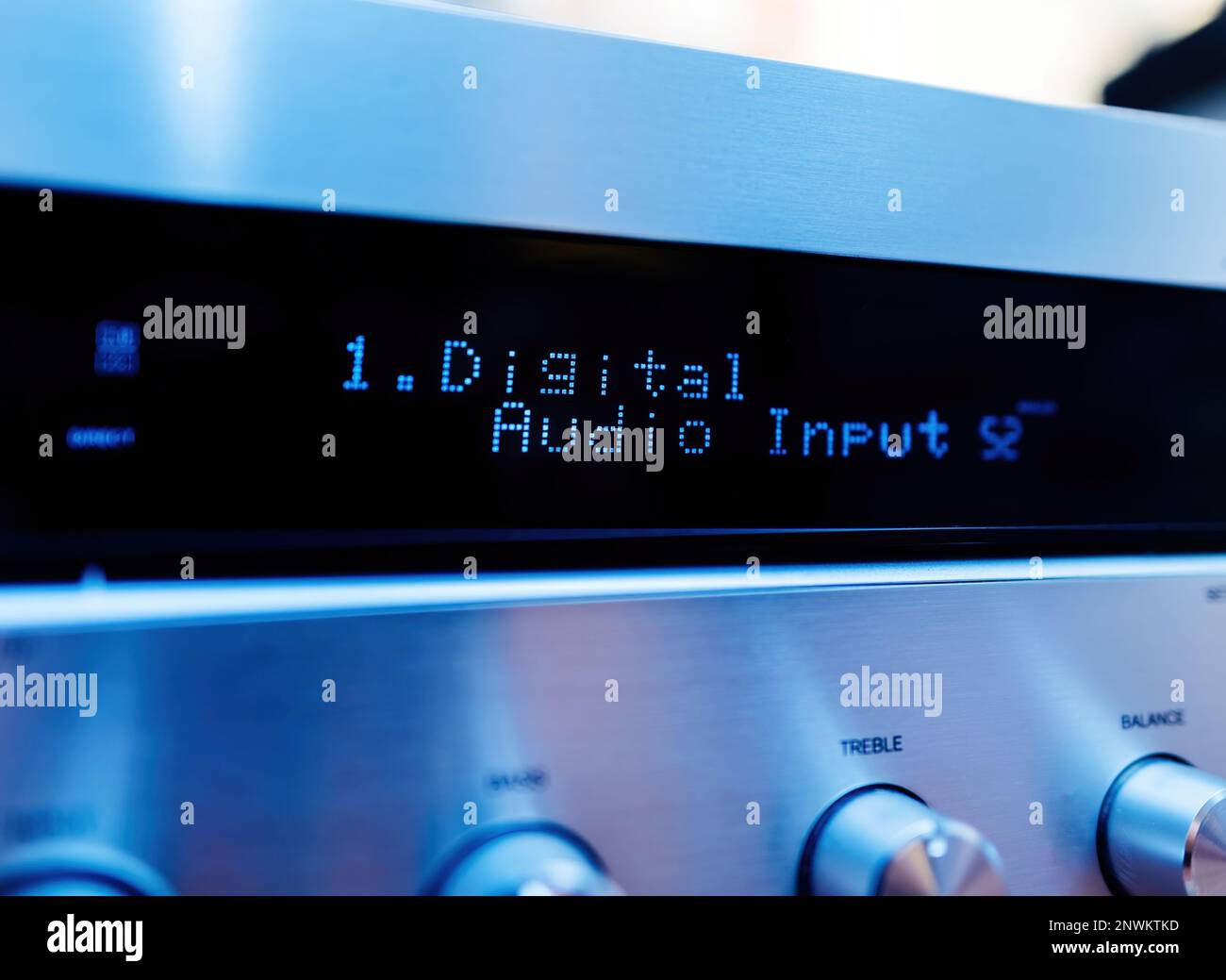 Hifi lens hi-res stock photography and images - Alamy