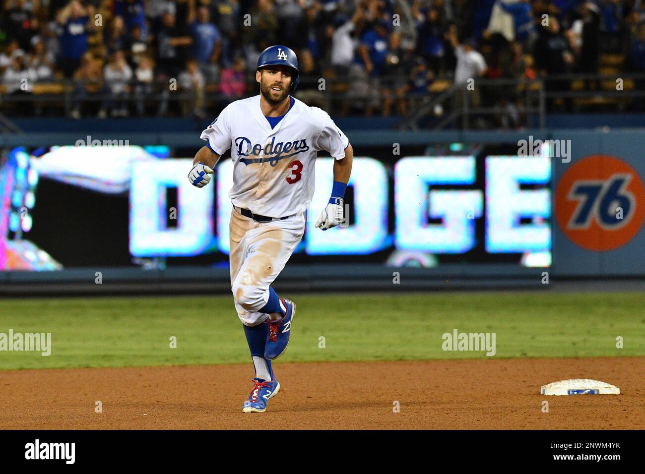 LOS ANGELES, CA - SEPTEMBER 18: Los Angeles Dodgers outfielder Chris ...