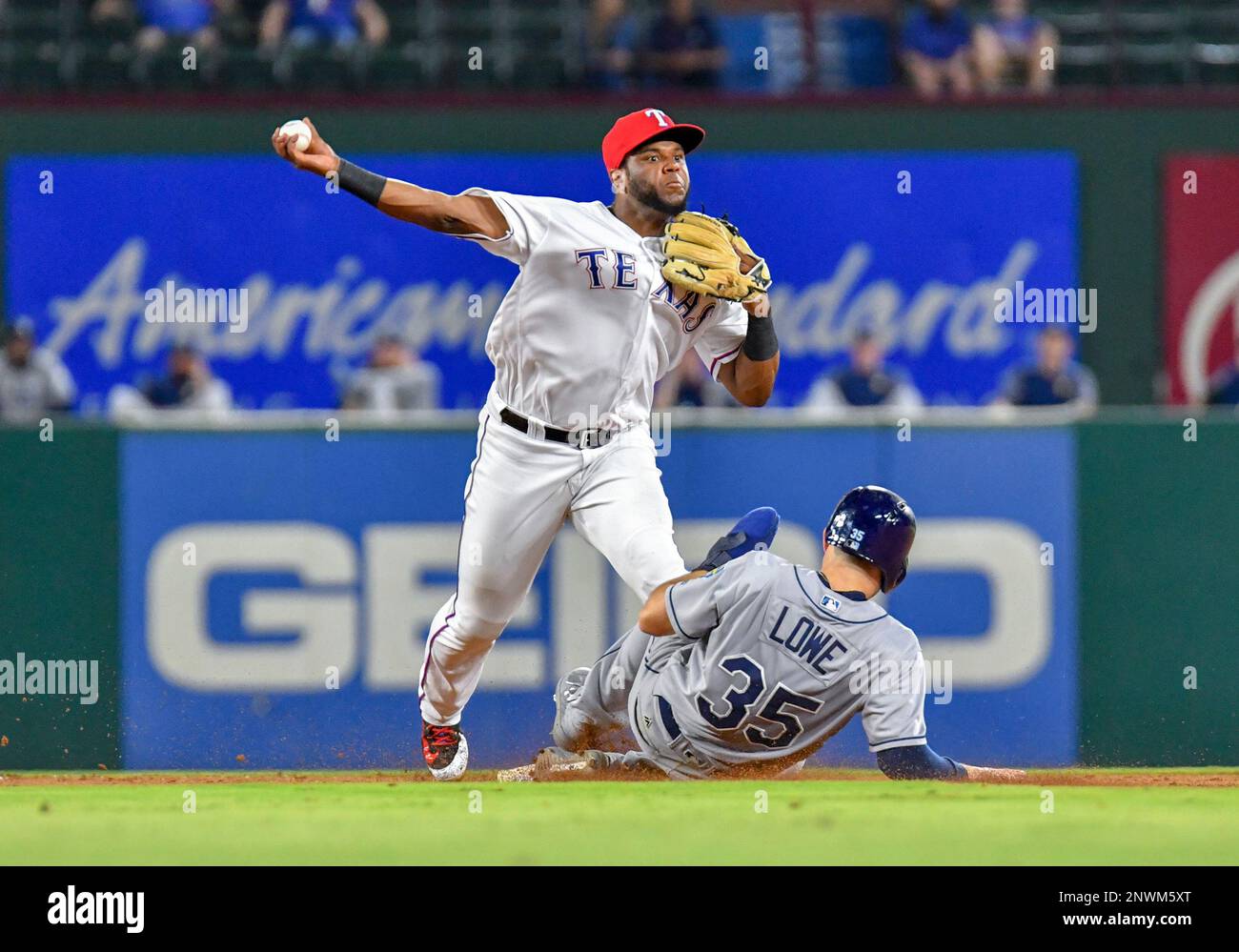 Sep 18, 2018: Texas Rangers shortstop Hanser Alberto #2 forces out ...
