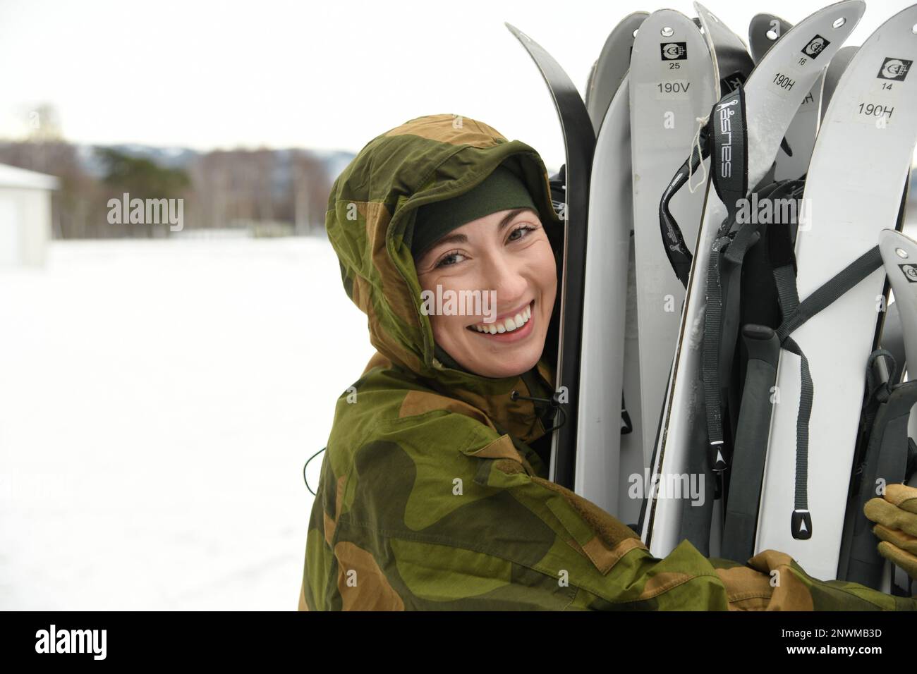 Minnesota National Guard members conduct winter training while ...