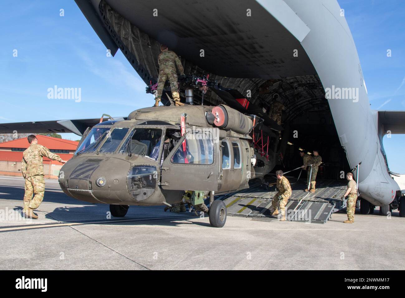 Soldiers assigned to the 3rd Combat Aviation Brigade, 3rd Infantry ...