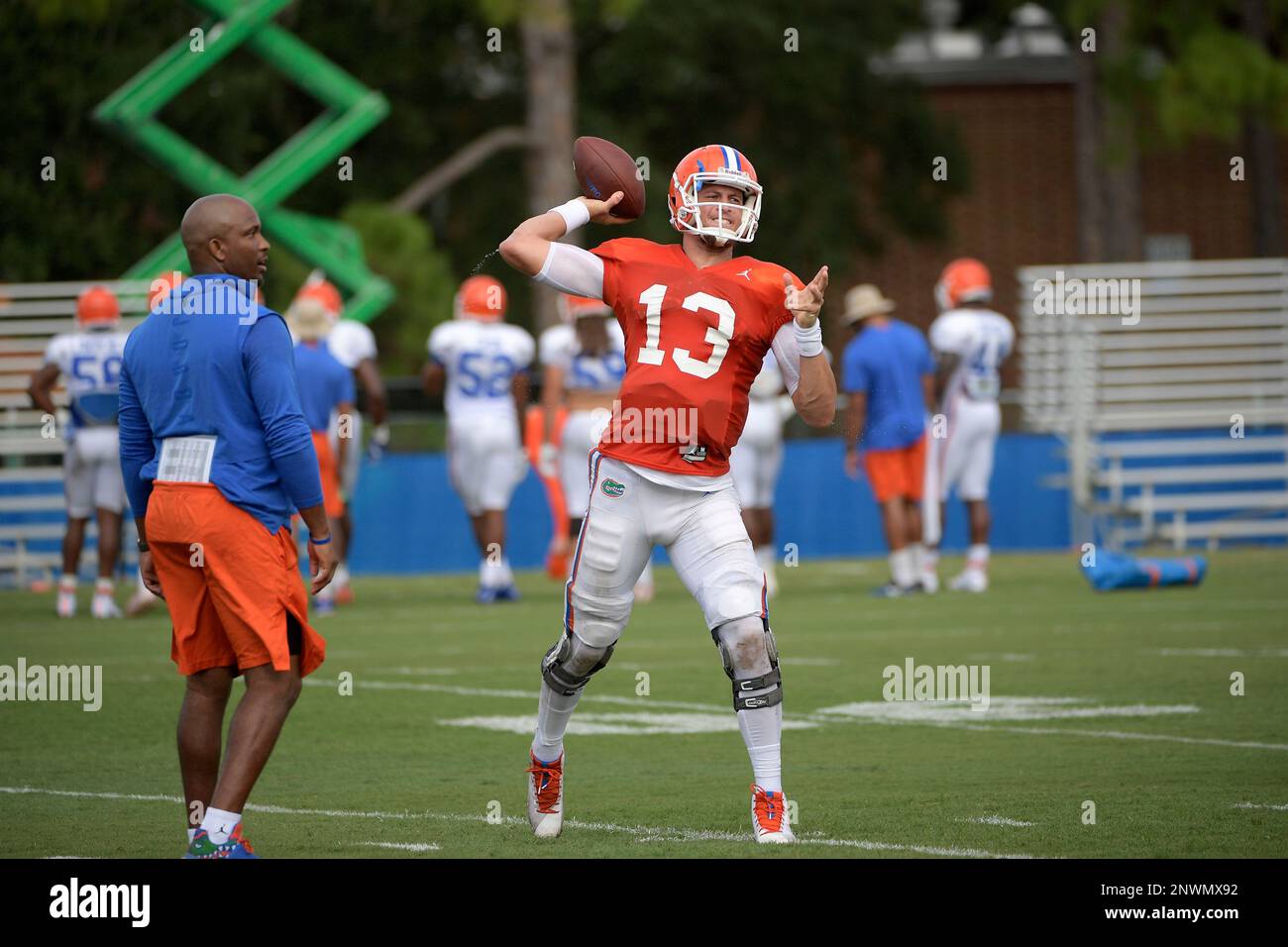 Florida quarterback Feleipe Franks (13) throws a pass during practice ...