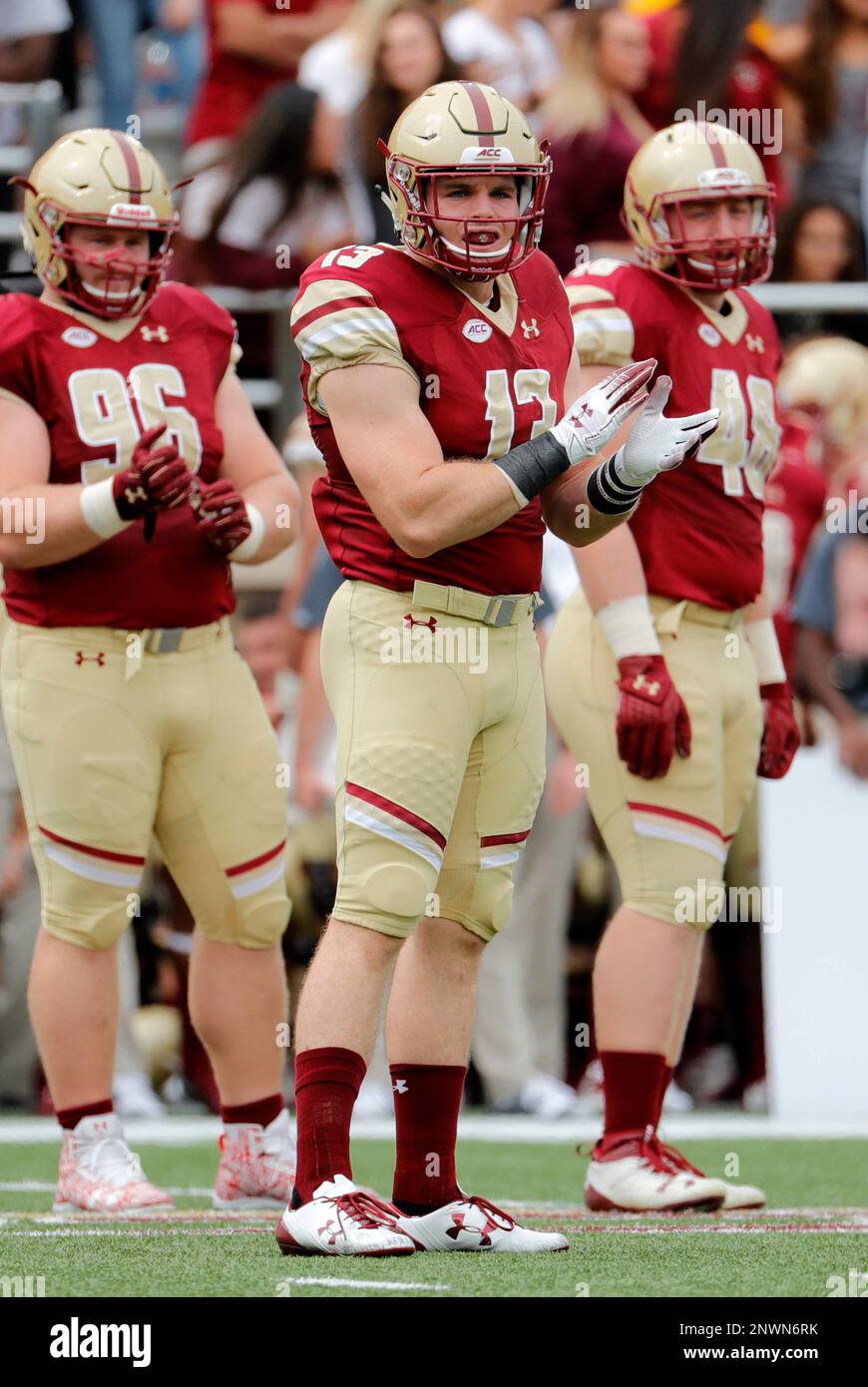 CHESTNUT HILL, MA - SEPTEMBER 08: Boston College linebacker Connor ...
