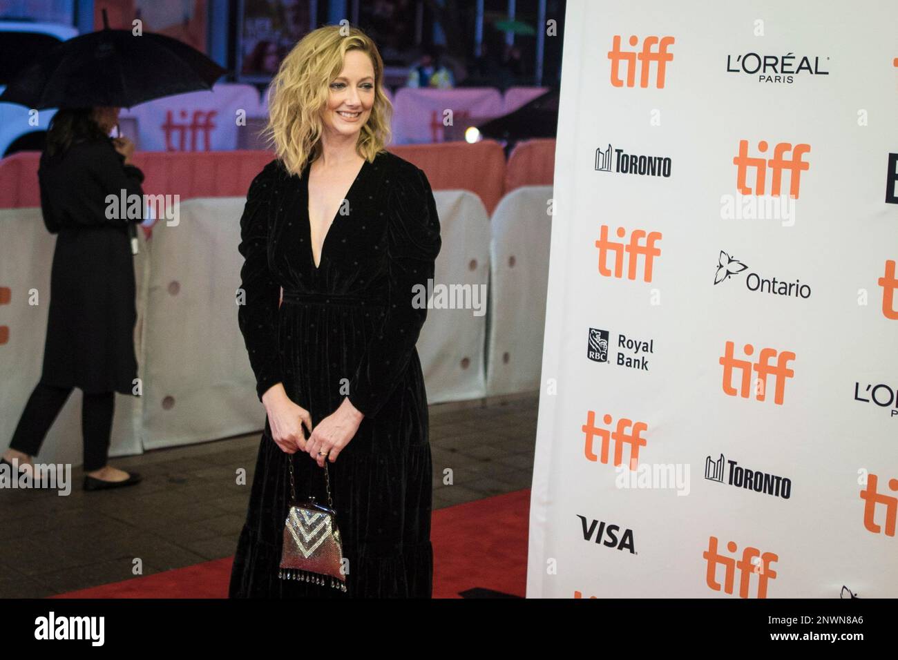 Actor Judy Greer poses for photos on the red carpet for the premiere of ...
