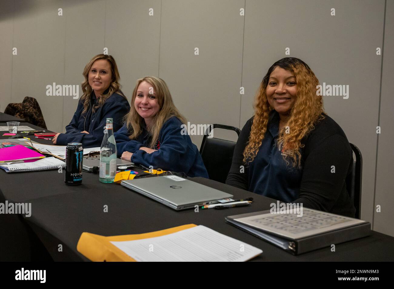 Office of civilian human resources hi-res stock photography and images ...