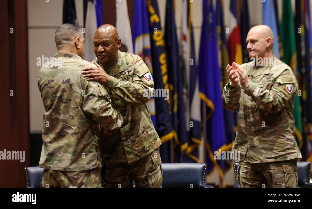 Army Materiel Command’s incoming Command Sgt. Maj. Jimmy Sellers ...